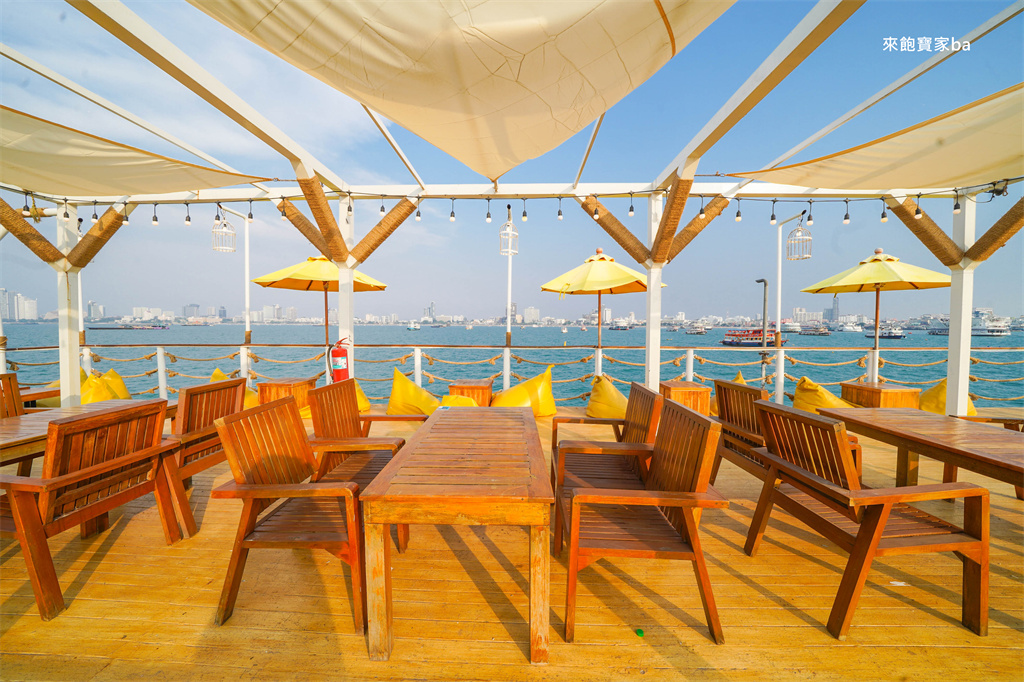 泰國芭達雅【Tappia Floating Cafe】海上漂浮咖啡廳~墨水漂流賞夕陽釣魷魚 @來飽寶家ba